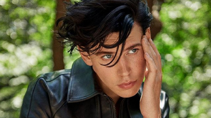 Mladom glumcu poverena uloga Elvisa Prislija | Film i TV | Direktno