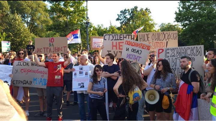 Studenti na protestu: I ovaj ispit ćemo položiti | Beograd | Direktno