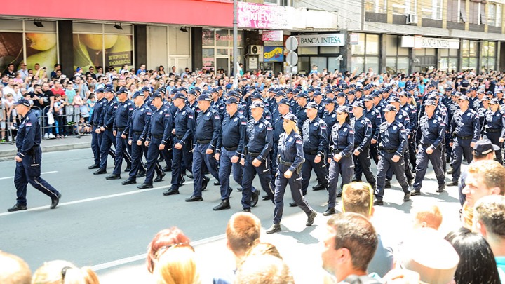 Policija će obezbeđivati sve škole u Srbiji od 1. septembra | Društvo i ekonomija | Direktno