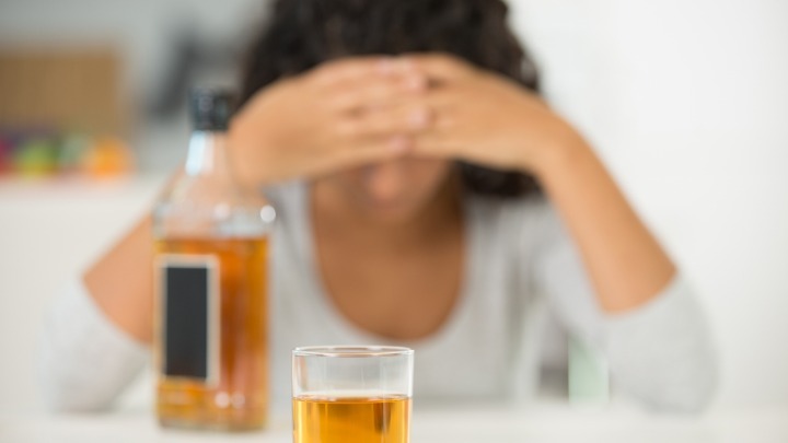 Kad alkoholičar prestane da pije koliko mozgu treba da se oporavi | Zdravlje | Direktno