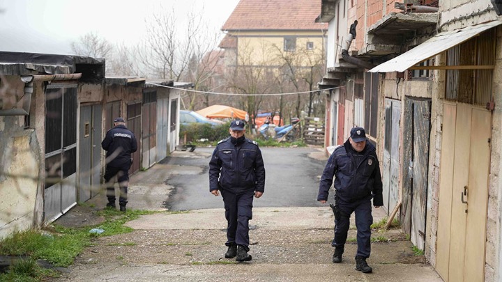 Majka, otac i cela bliža porodica nestale Danke (2) u policiji | Srbija | Direktno